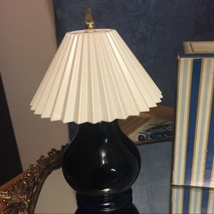 Avon | Accents | Vintage Avon Ming Blue Lamp | Poshmark